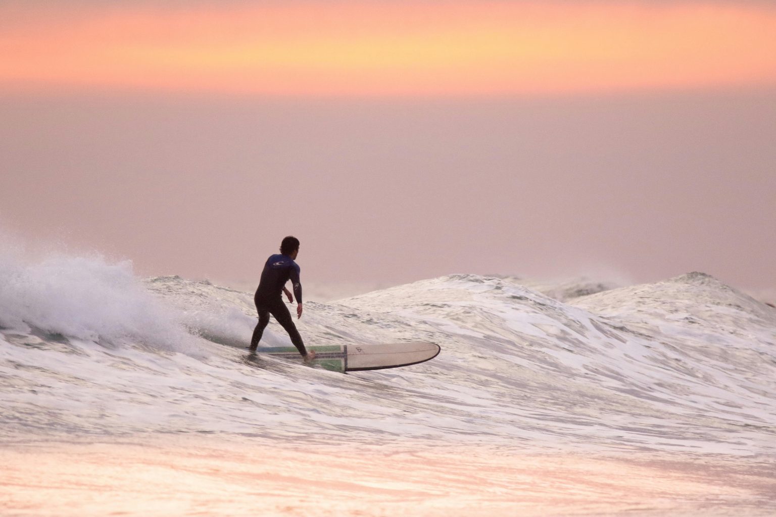 Best time to surf in Bali: Month-by-month guide (2025) - Surf lessons ...